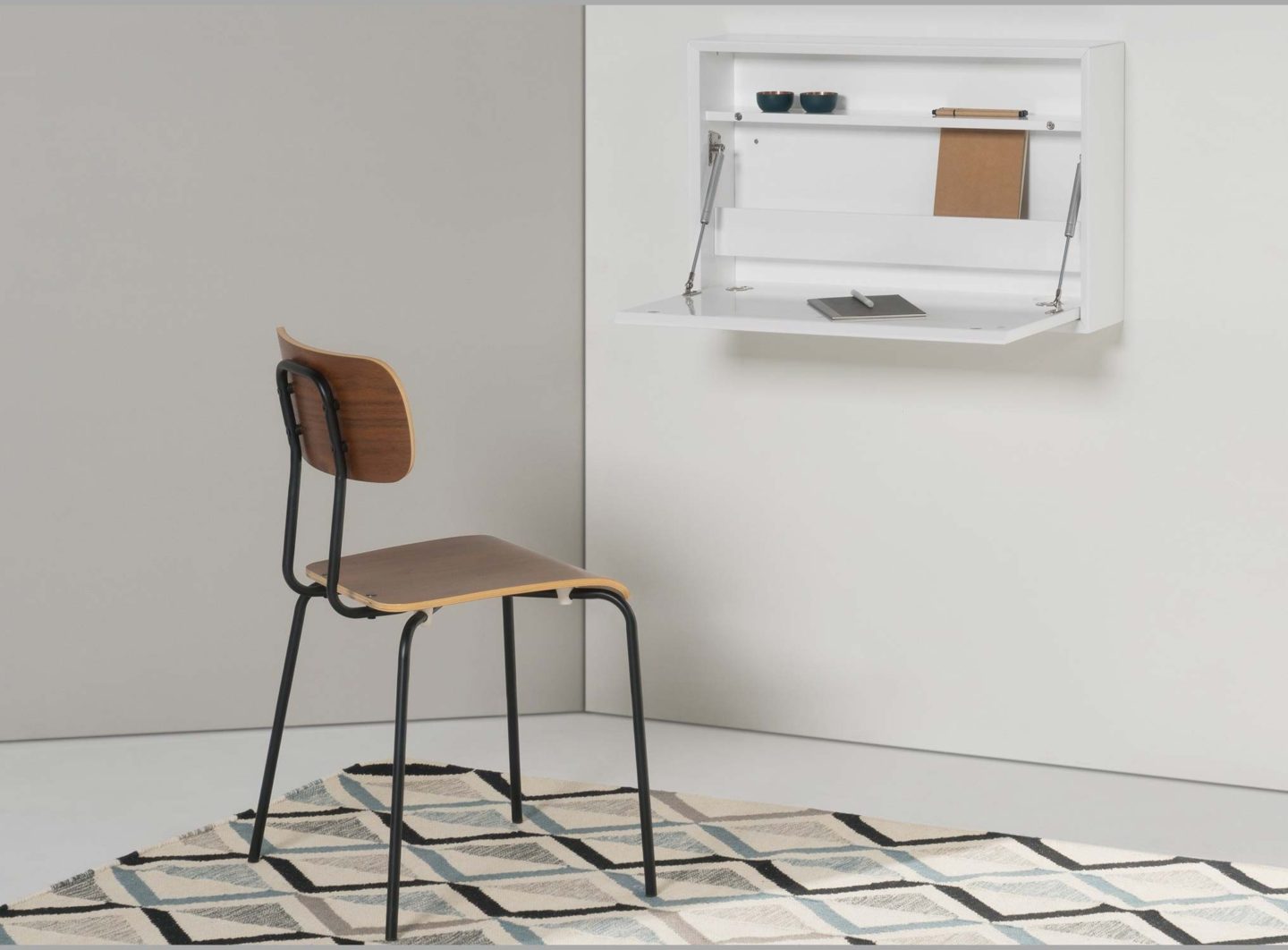 Bureau mural rabattable : 20 meubles pliables astucieux