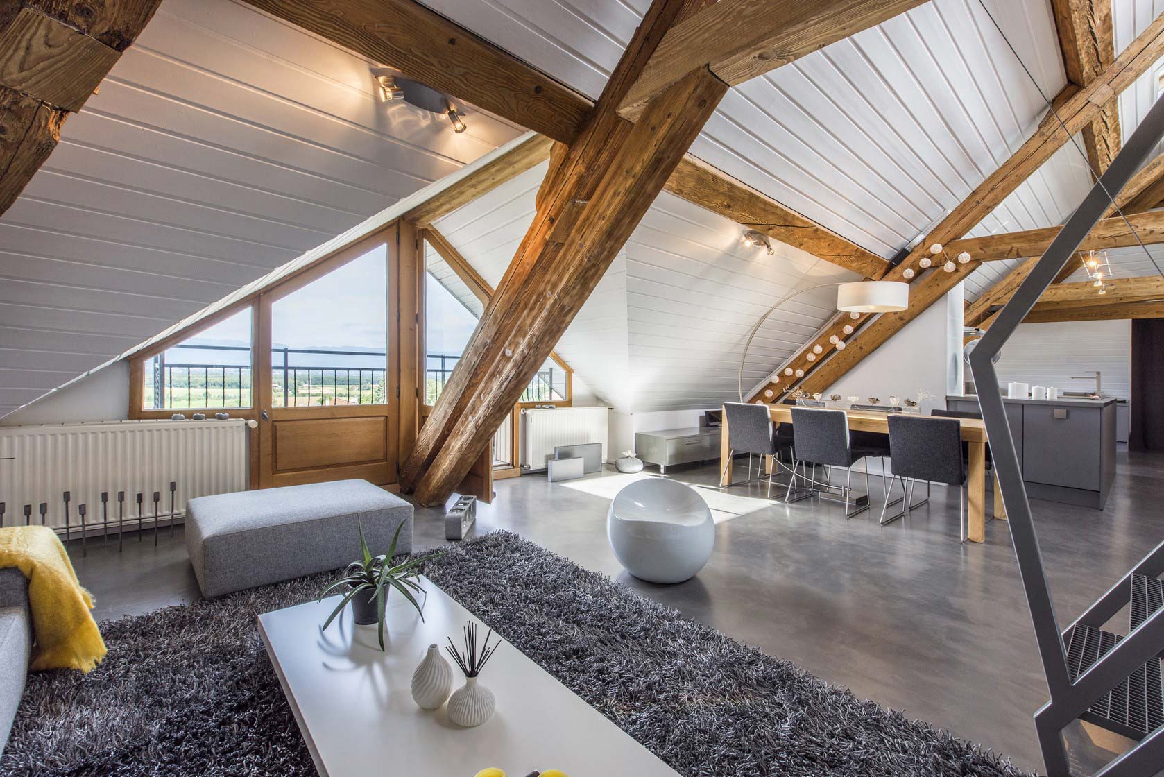 Combles aménagés en loft : 3 logements sous les toits