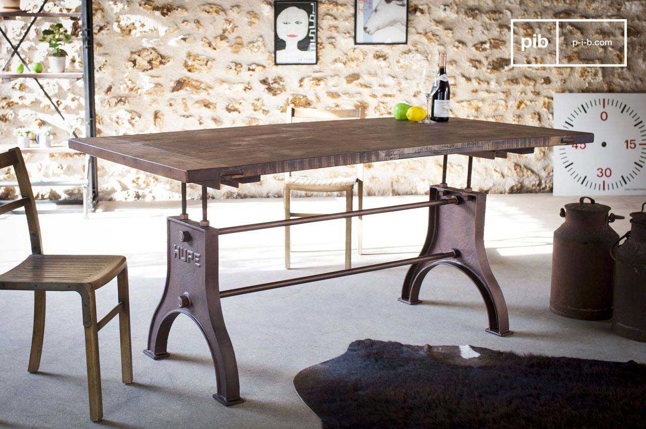 Table industrielle : 20 idées déco en métal et bois