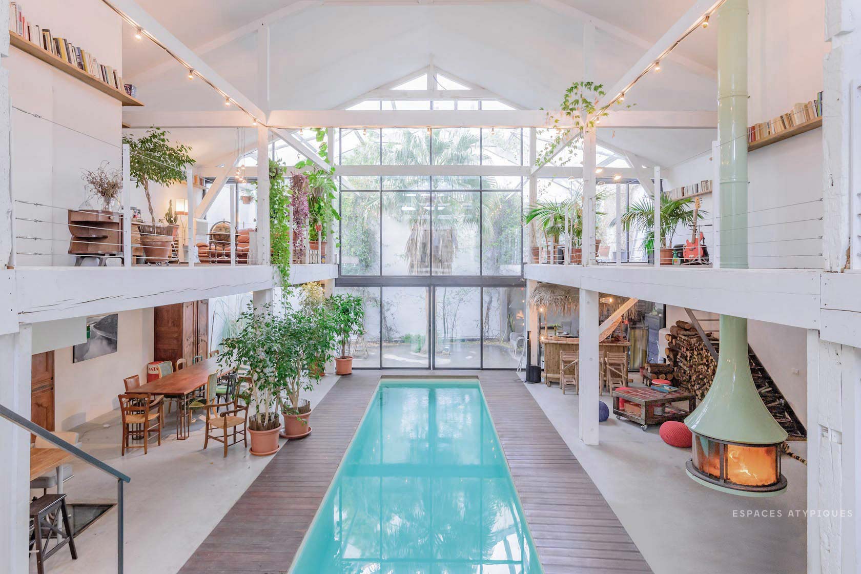 Loft tropical avec piscine intérieure à Marseille