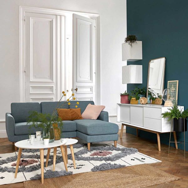 Table basse scandinave : 23 modèles pour un salon nordique