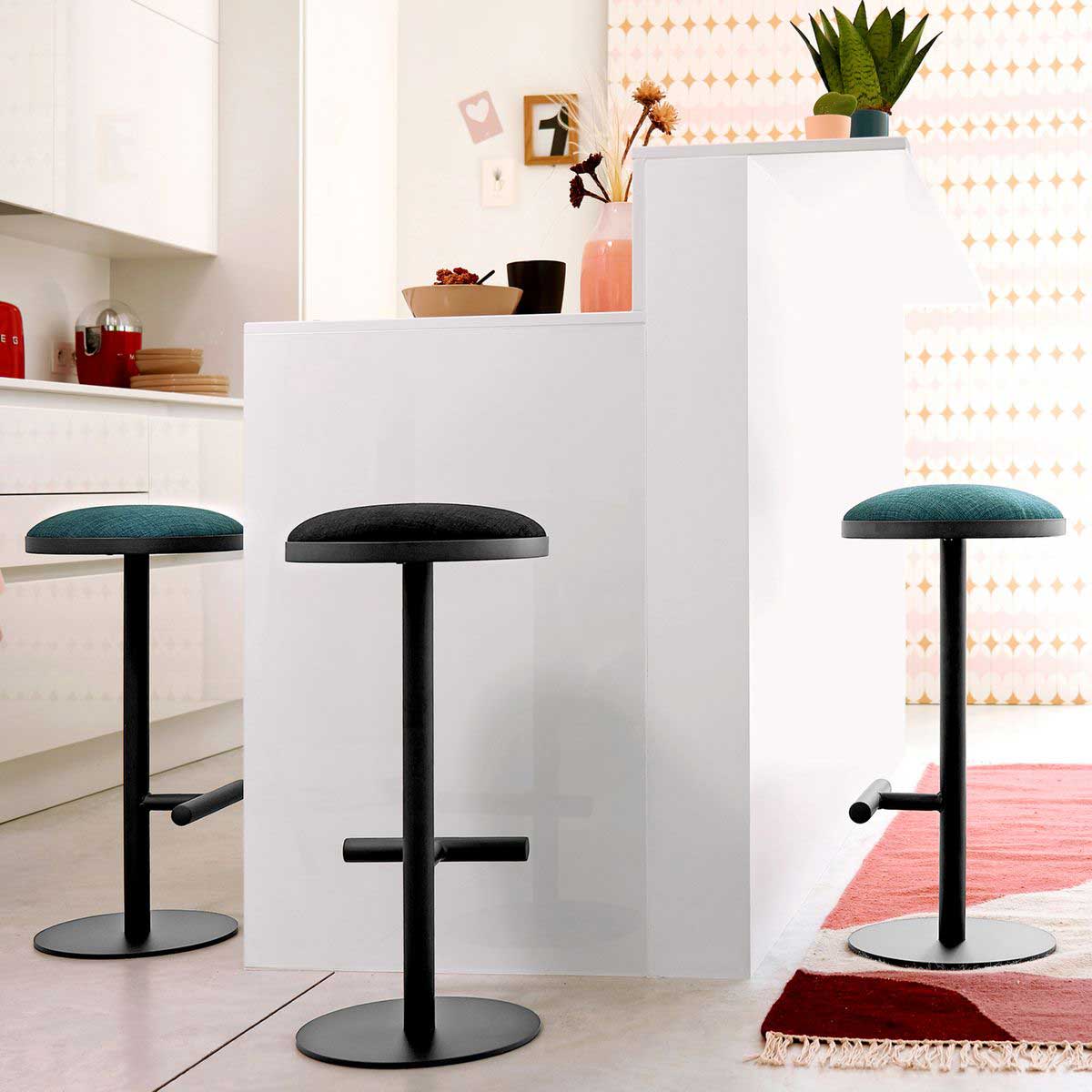 Tabouret de bar design : 21 chaises hautes au style épuré