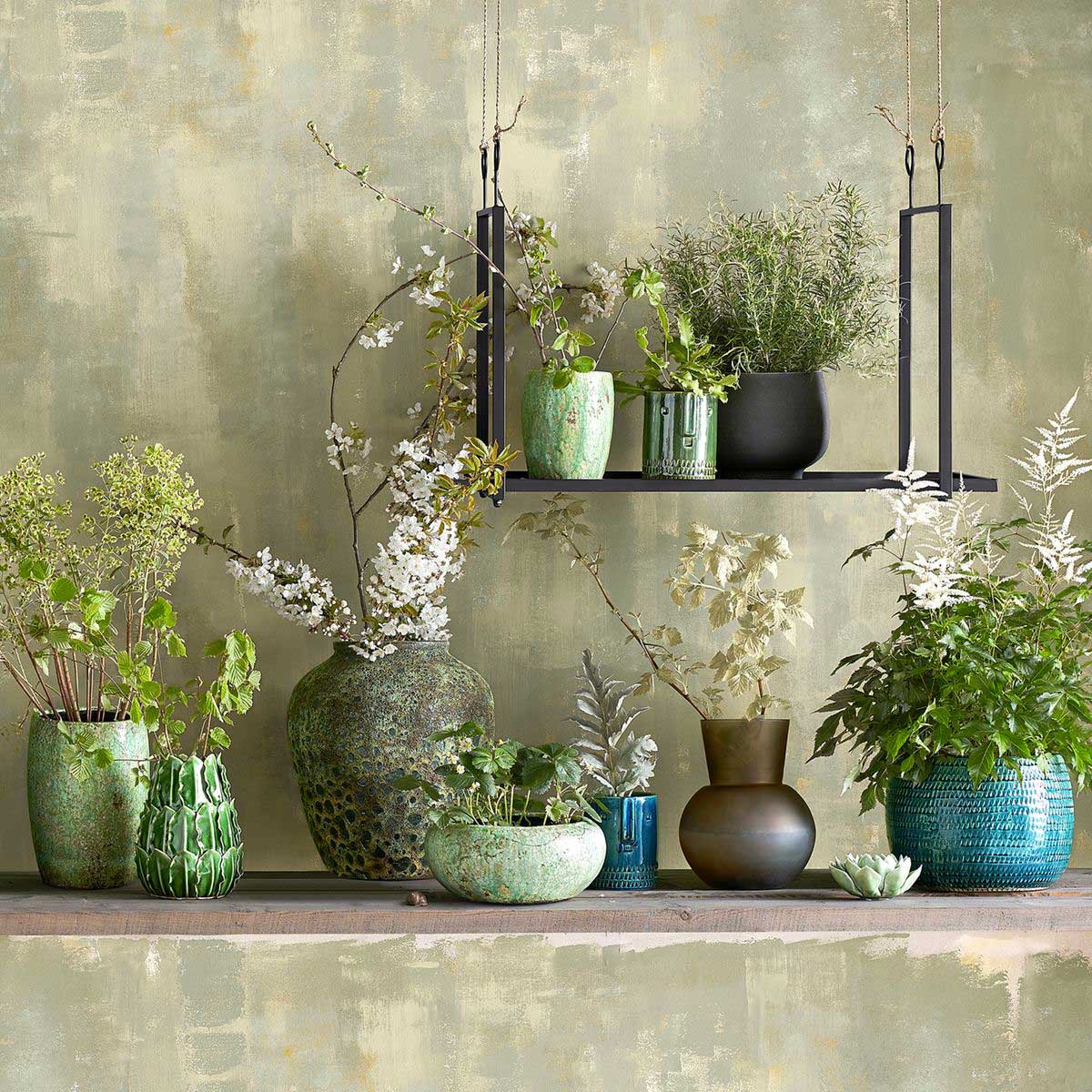 Cache-pot suspendu : 21 idées pour accrocher vos plantes