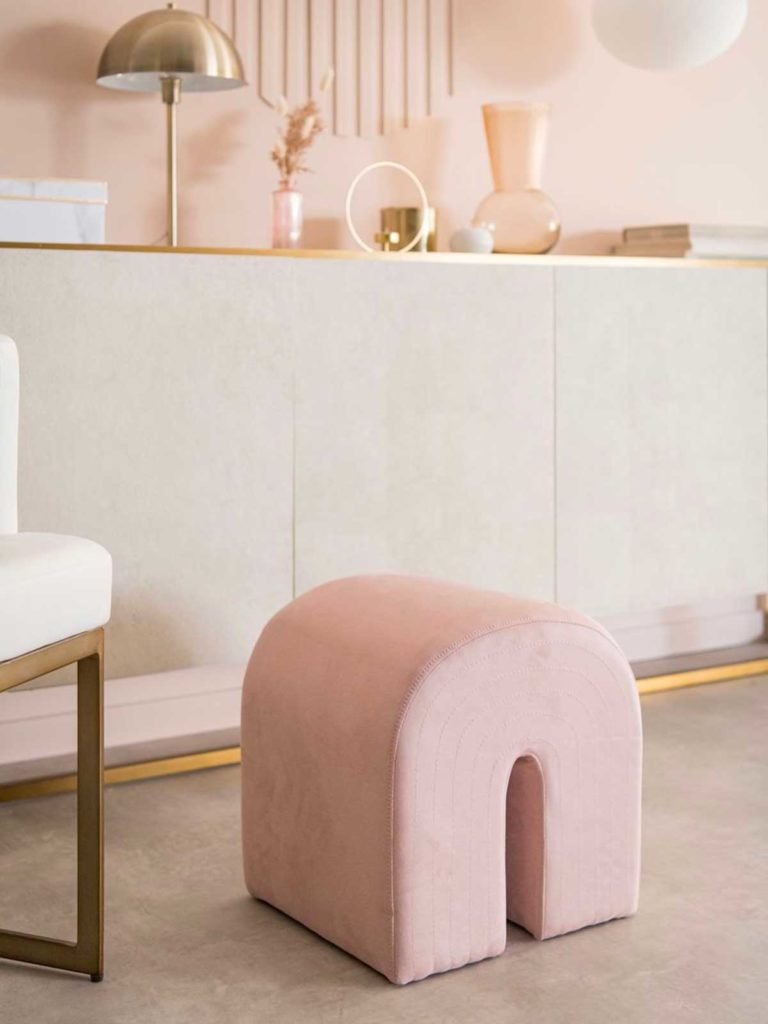 Pouf design : 20 modèles contemporains pour le salon