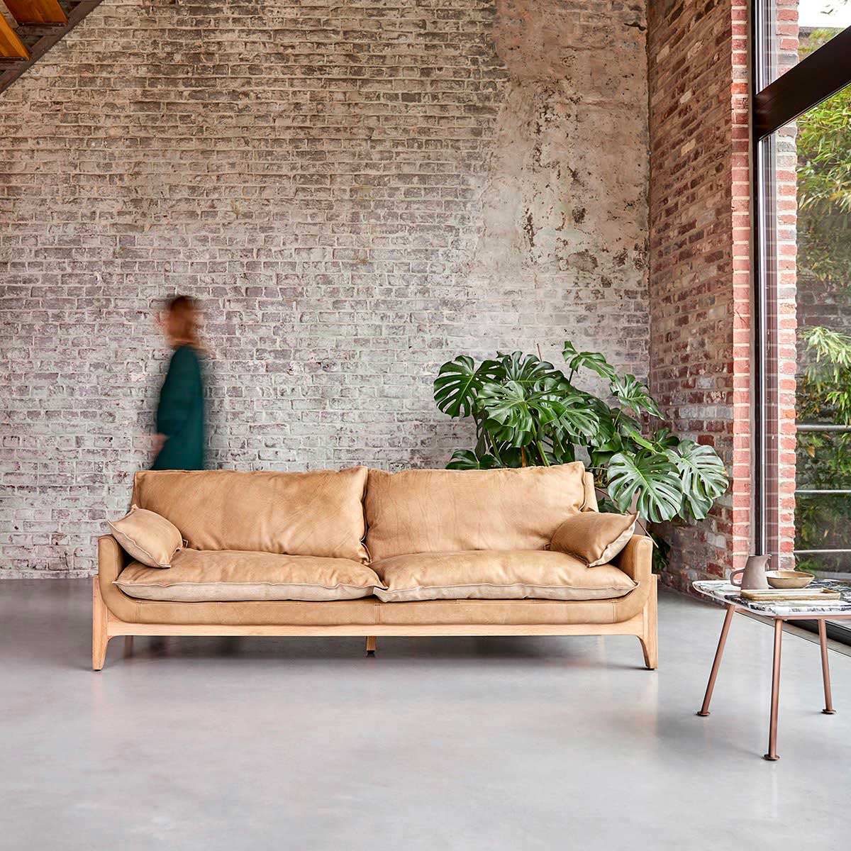 Canapé bois : 21 idées déco pour le salon Canapé bois : 21 idées déco pour le salon