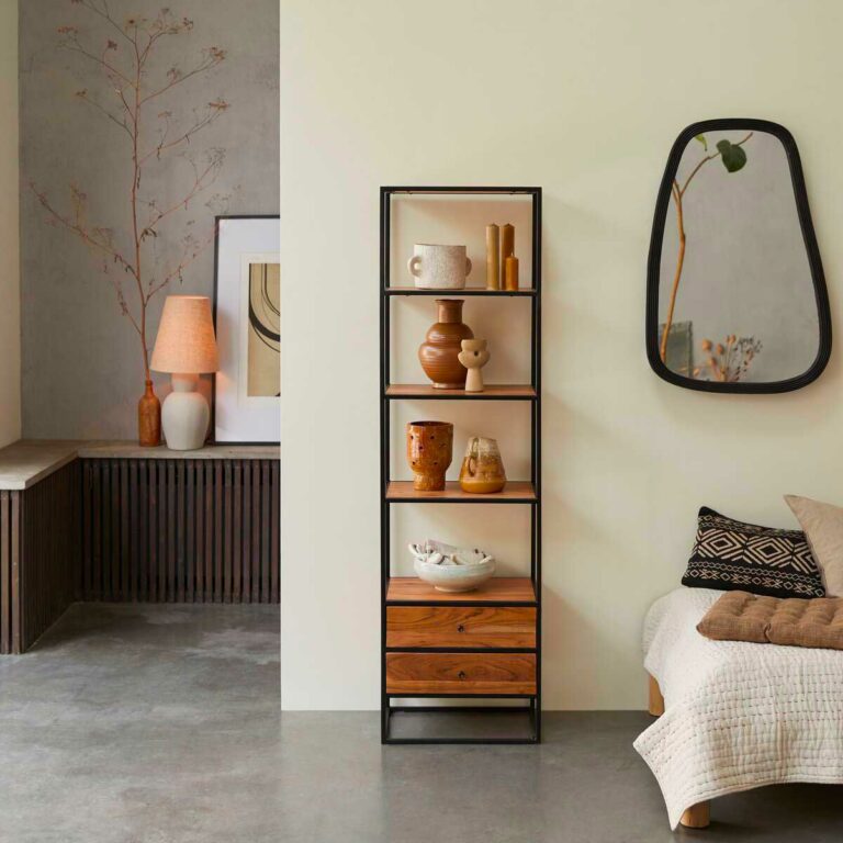 Étagère colonne : 20 bibliothèques étroites et hautes