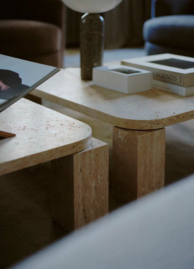 Table basse travertin : 26 modèles en pierre naturelle