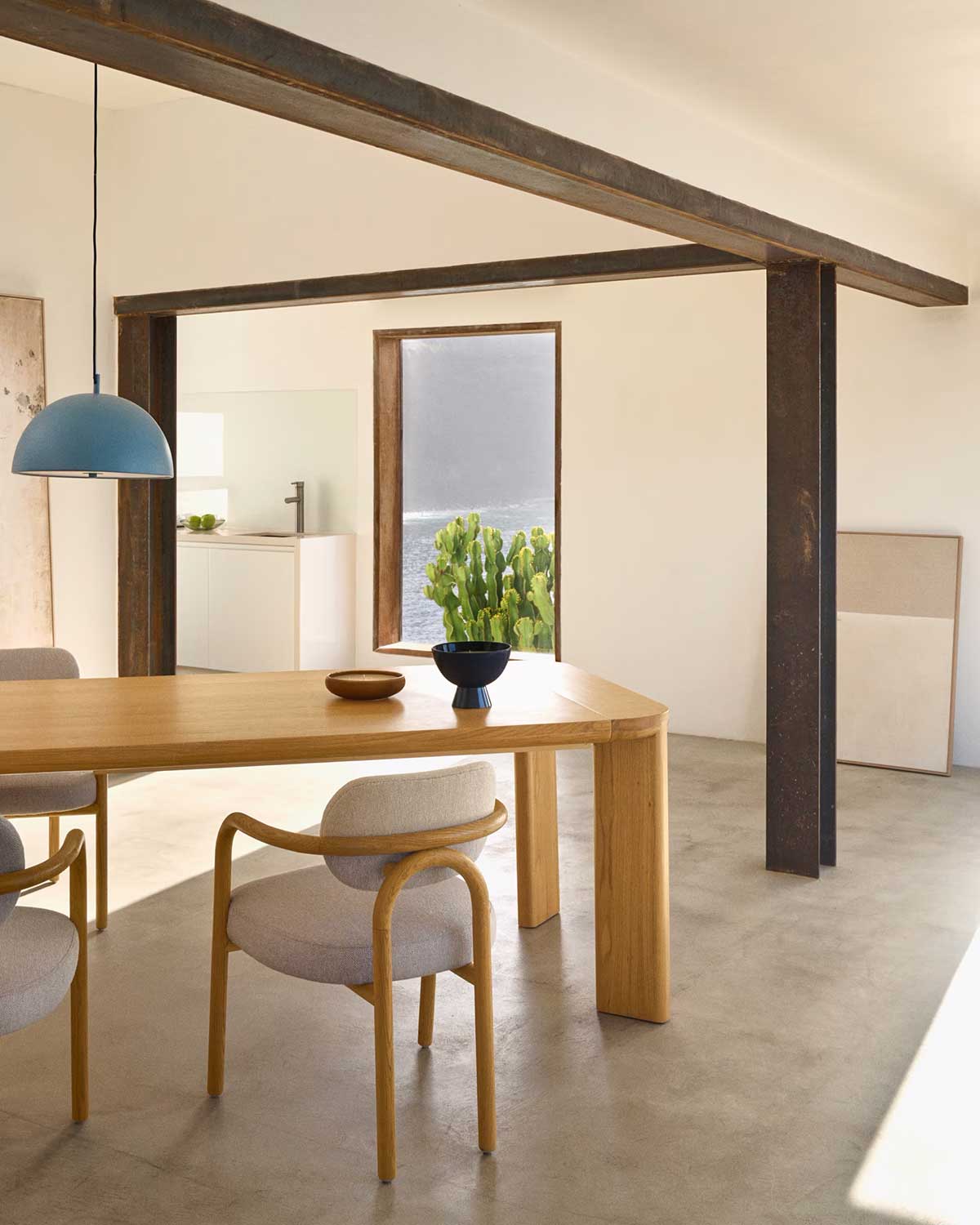 28 grandes tables à manger de 220 à 320 cm pour des repas XXL