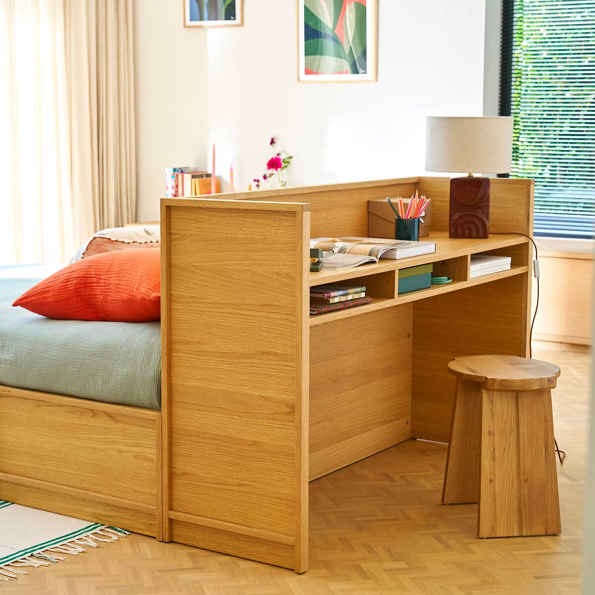 9 idées de meubles à placer derrière un canapé