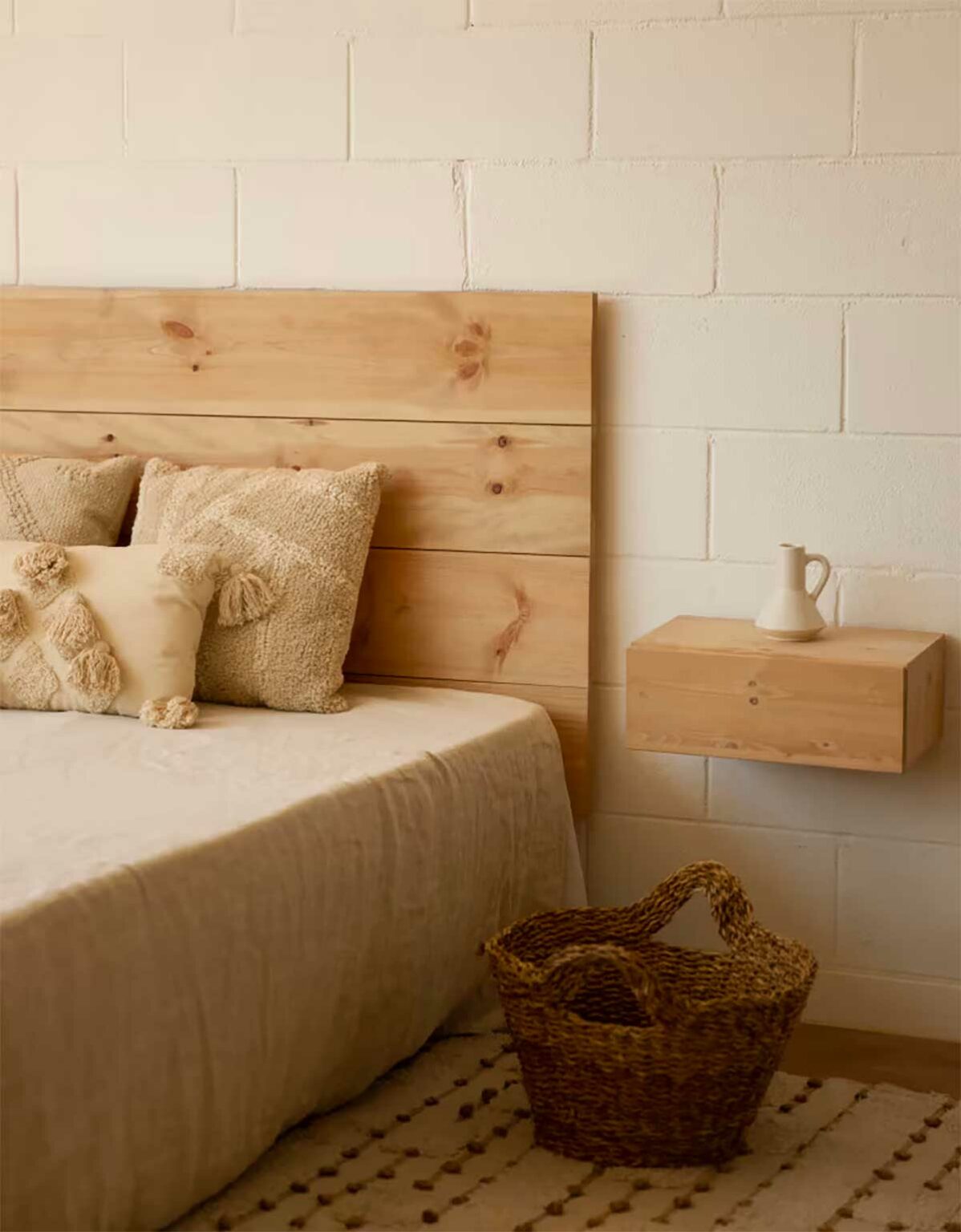 27 têtes de lit avec chevet intégré pour la chambre