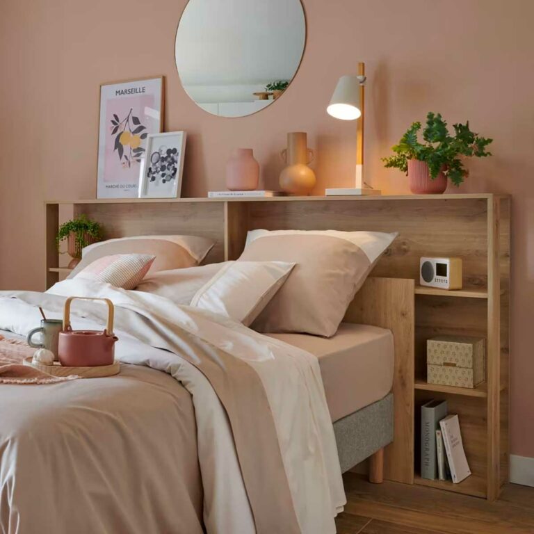 27 têtes de lit avec chevet intégré pour la chambre